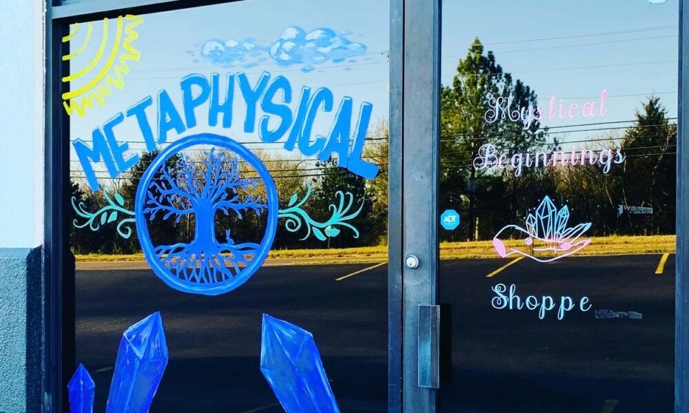 Check Out Laura Valentine’s Story - Voyage Knoxville Magazine