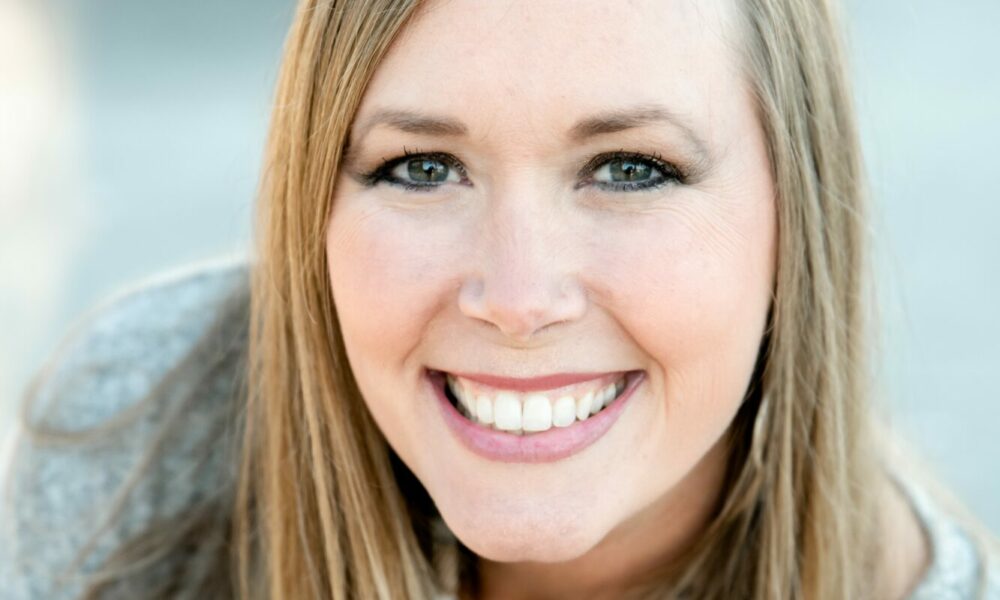 Rising Stars: Meet Carol Lee Stephens - Voyage Knoxville Magazine