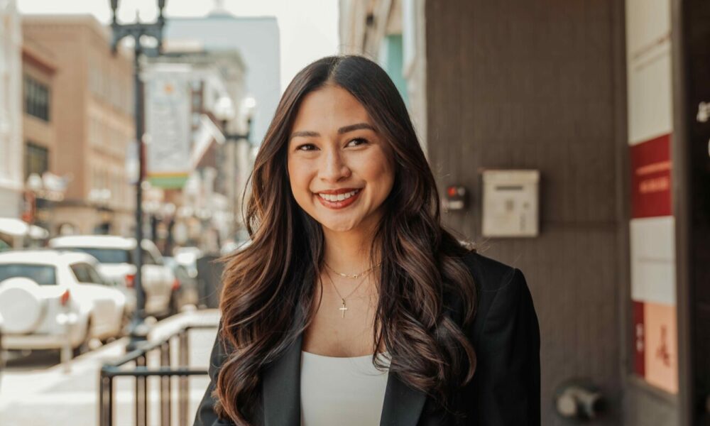 Life & Work with Cara Oculam of Downtown Knoxville, Gay St. - Voyage Knoxville Magazine