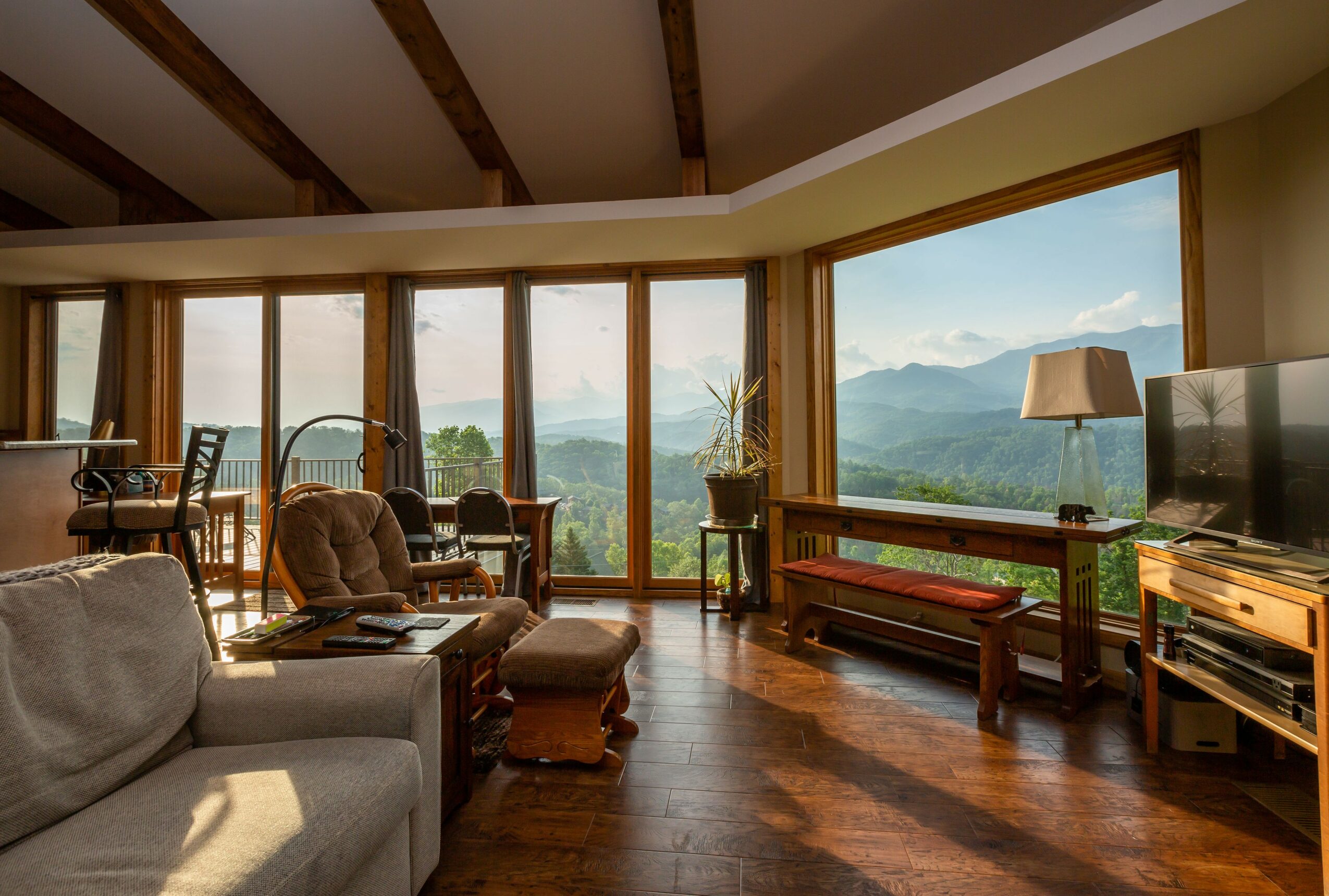 Meet David Rosser of Rosser Design Studio - Voyage Knoxville Magazine